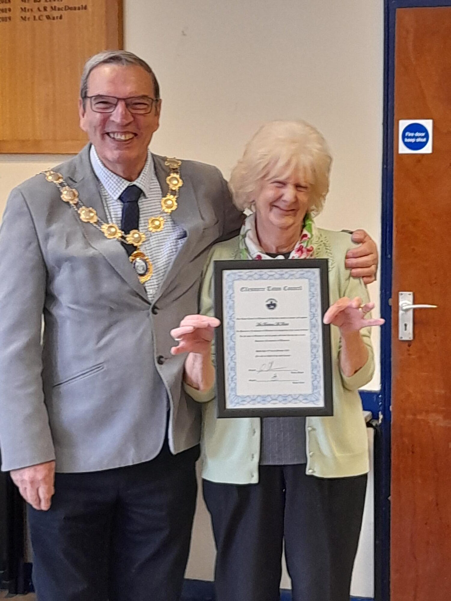 Honorary Freeman/Freewoman - Ellesmere Town Council - Representing The ...